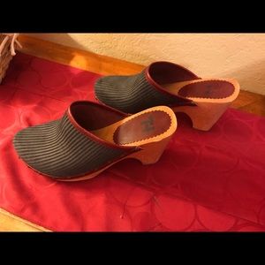 Shoes | Cute Vintage Clogs | Poshmark